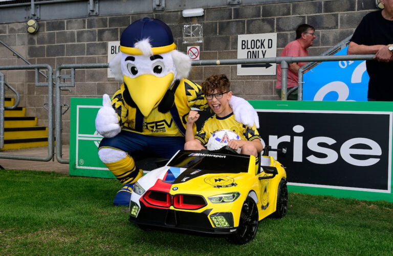SILENT AUCTION | Mini TUFC BMW Experience Vs Ebbsfleet United 20/09/25 ...