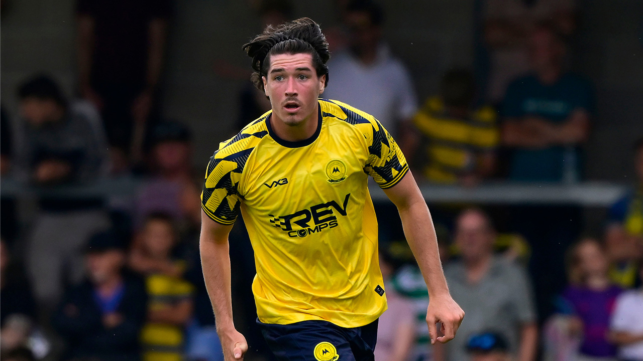 CAPTAIN SAM DREYER ON THE PROMOTION PUSH | Torquay United