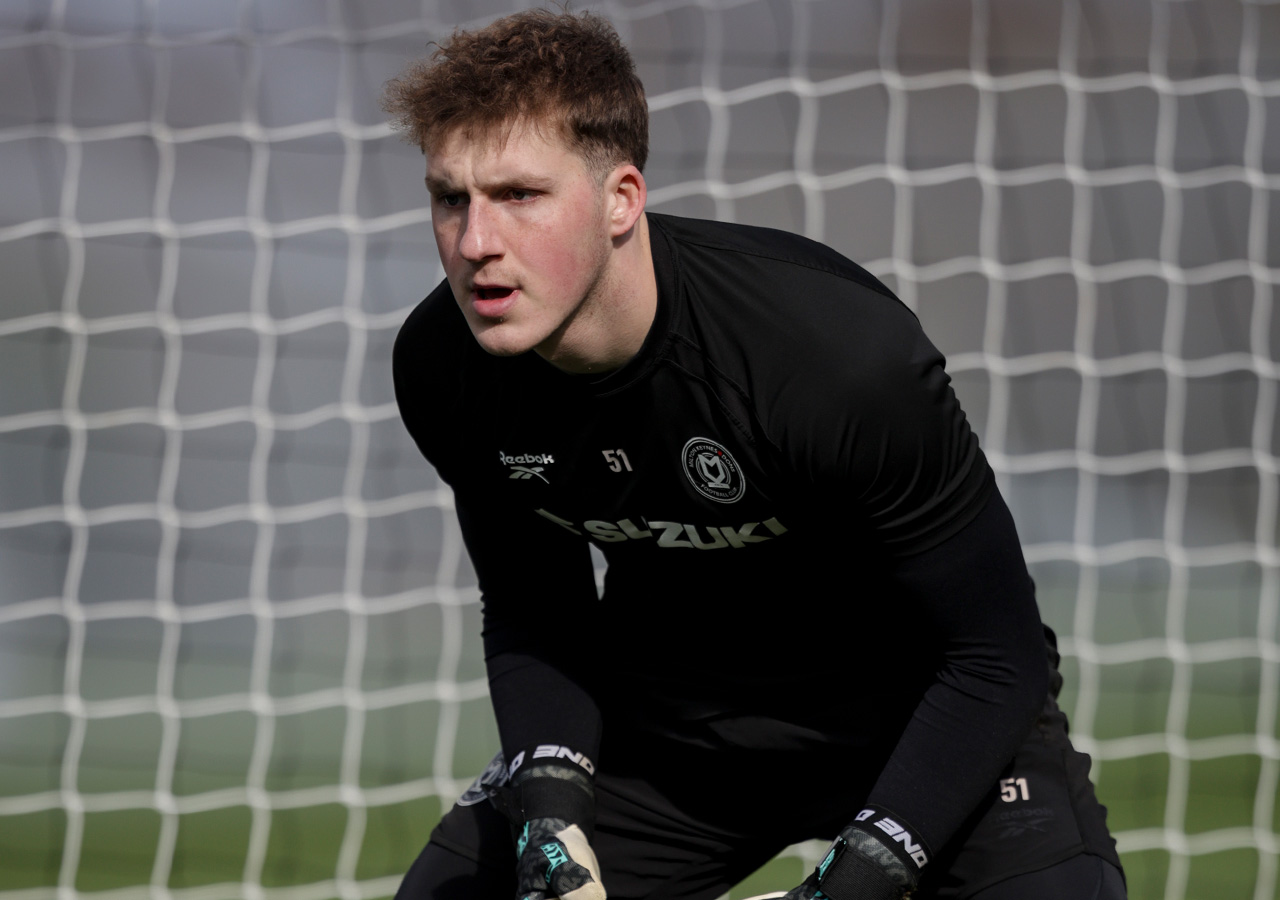 United Sign Seb Stacey On Loan From MK Dons | Torquay United